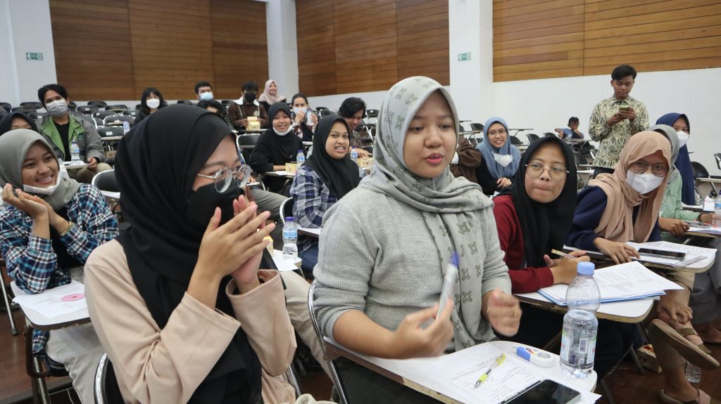 Kegiatan Seminar Gizi dan Mental Health di ITB Kampus Jatinangor ...